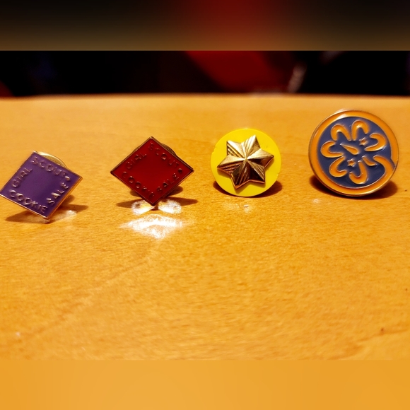 Accessories | 4 Vintage Girl Scout Pins | Poshmark